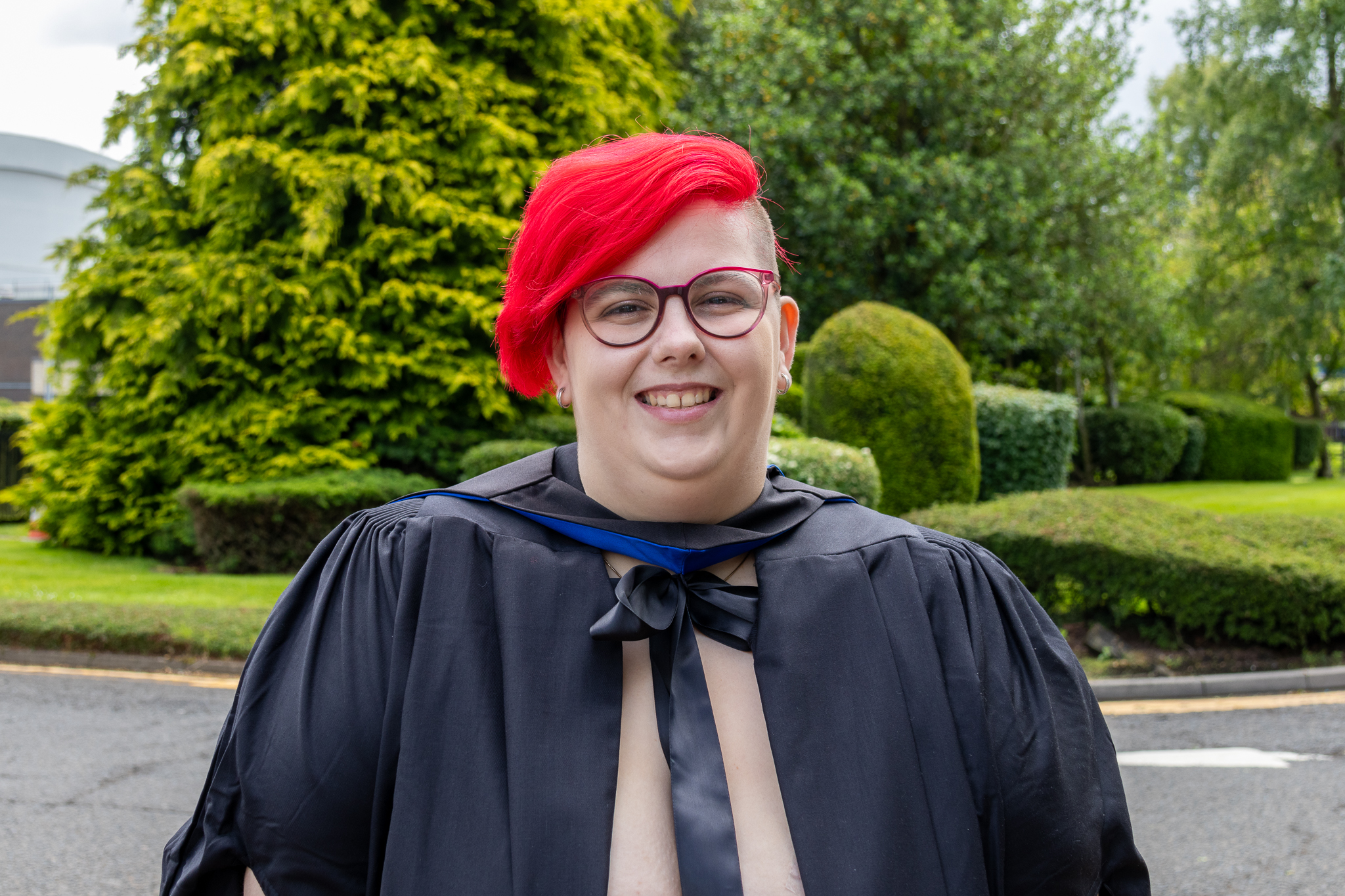 Student carer battles challenges including chronic pain to graduate ...